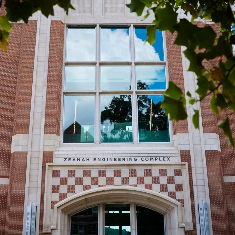 Zeanah Honored with Dougherty Award - Tennessee Engineer