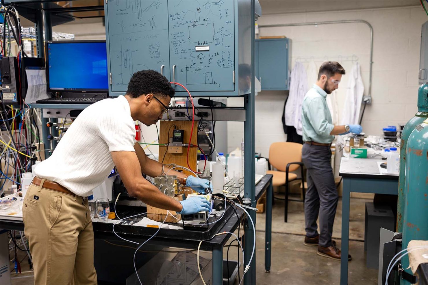 Robot Arms for Urban Farms - Tennessee Engineer